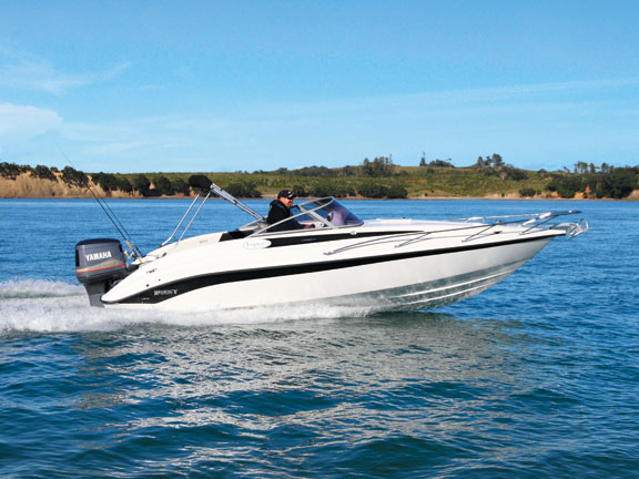 Regency Legacy 700 Limited Edition - Trade-A-Boat