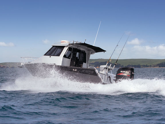 Surtees 7.3 Gamefisher - Trade-A-Boat