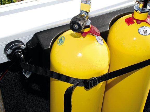 Dive Tank Mounting Systems